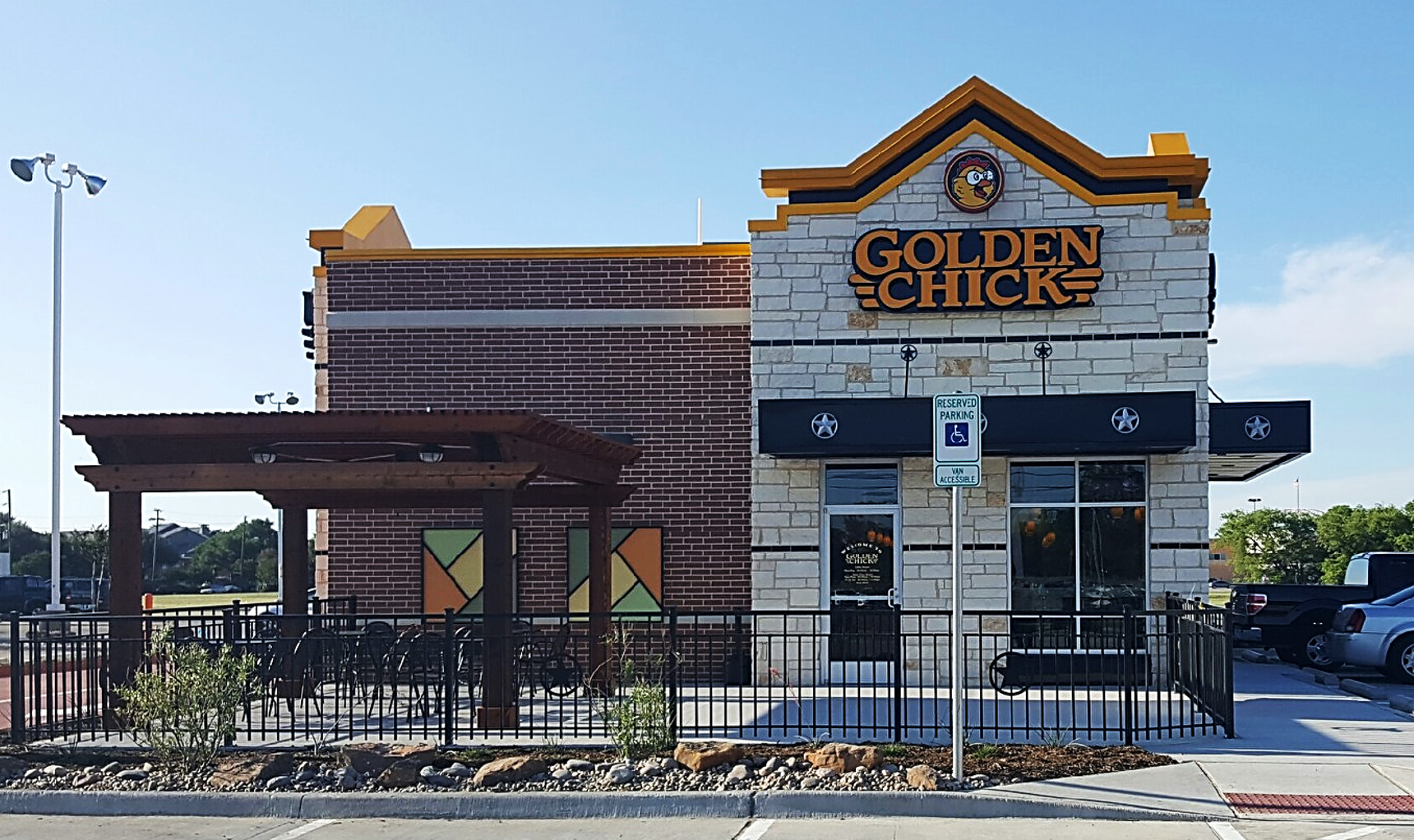 Golden Chick Location in Dallas, Texas | 1286