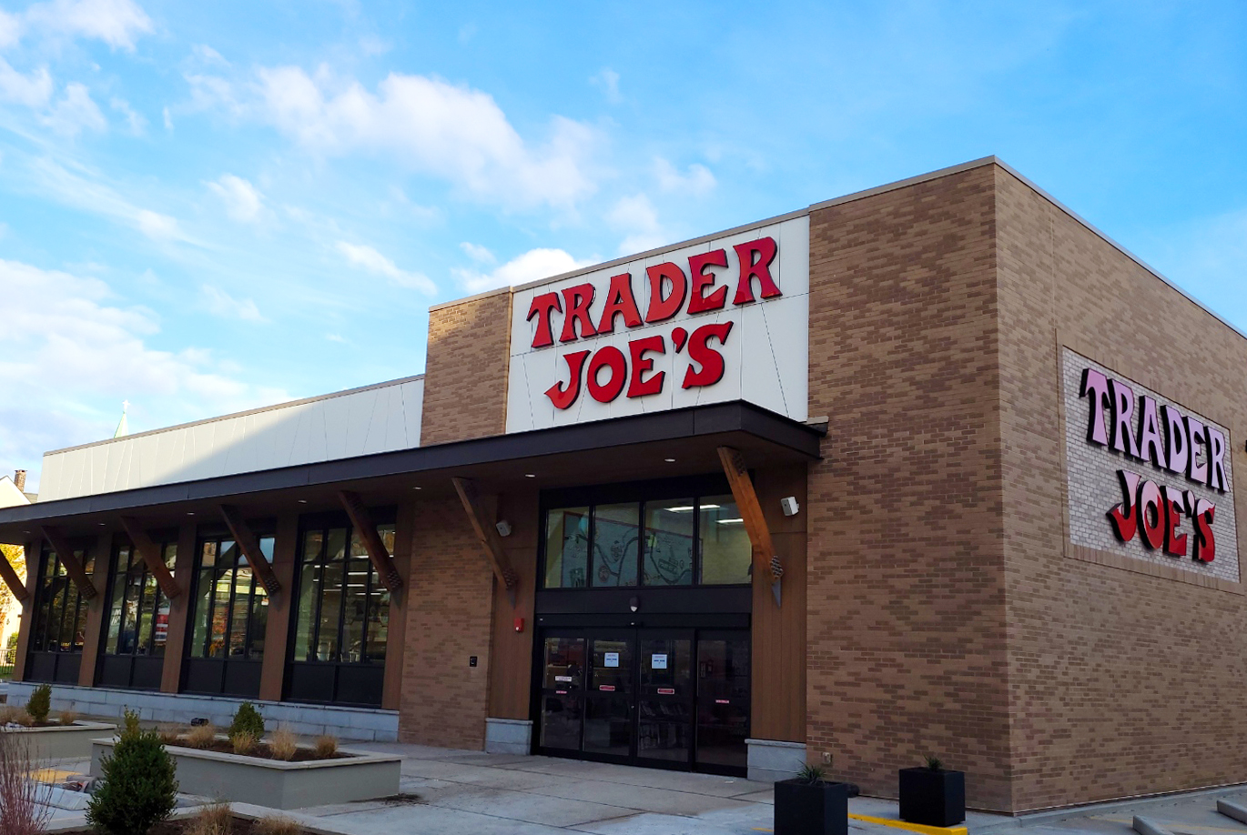 Trader Joe s Providence 572 Grocery Store In Providence 02903